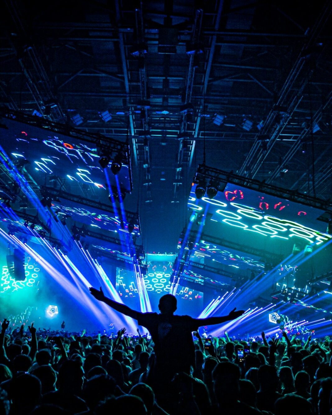 Rave Rebels announced a return to Brussels