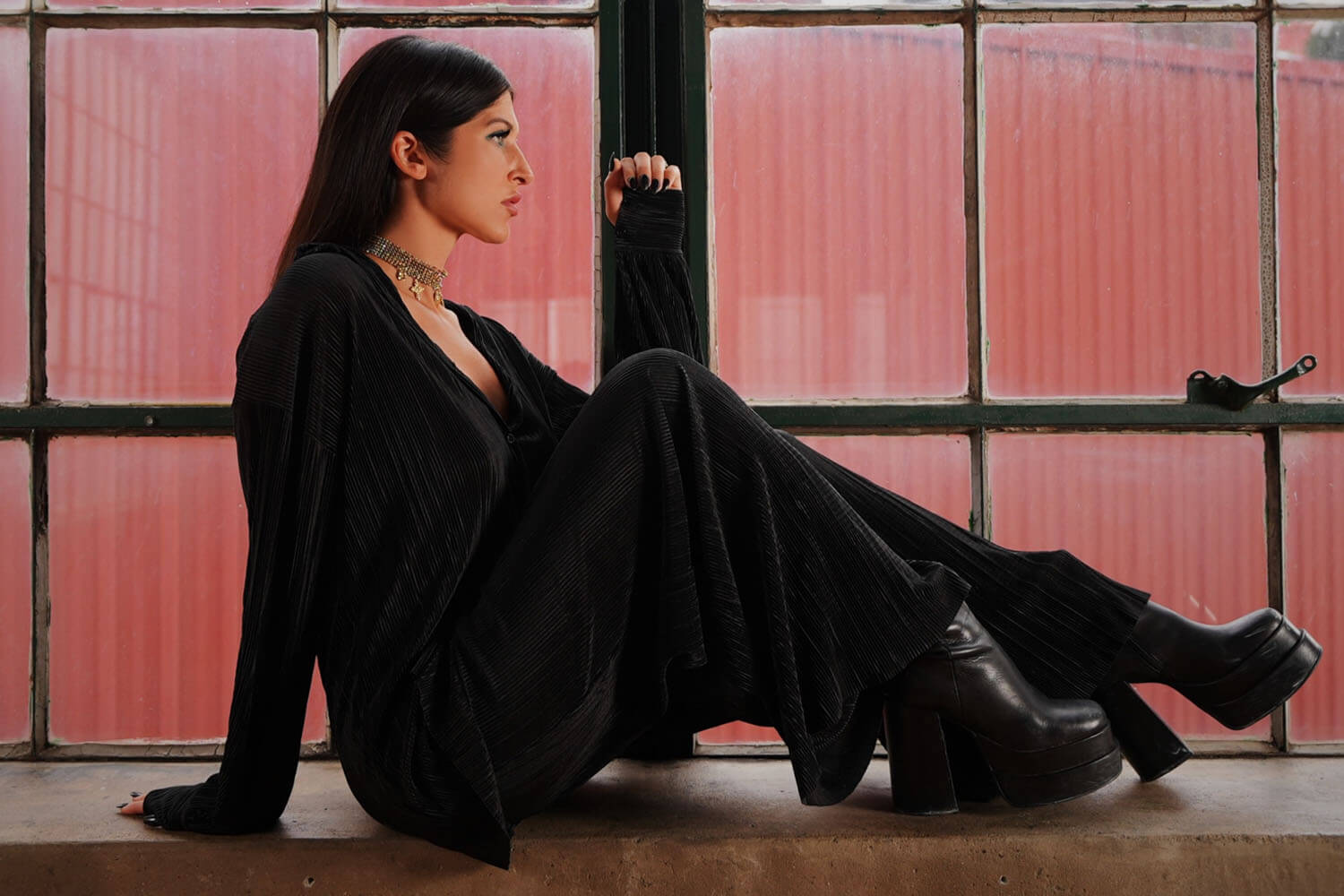 Azzecca releases fiercely emotional EP 'Tell That Boy/U Fool'