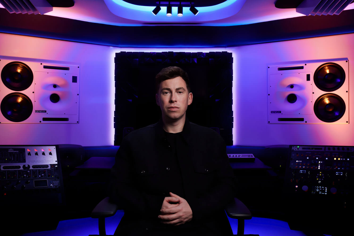 Hardwell unveils Producer Pack with Apple for GarageBand and Logic Pro