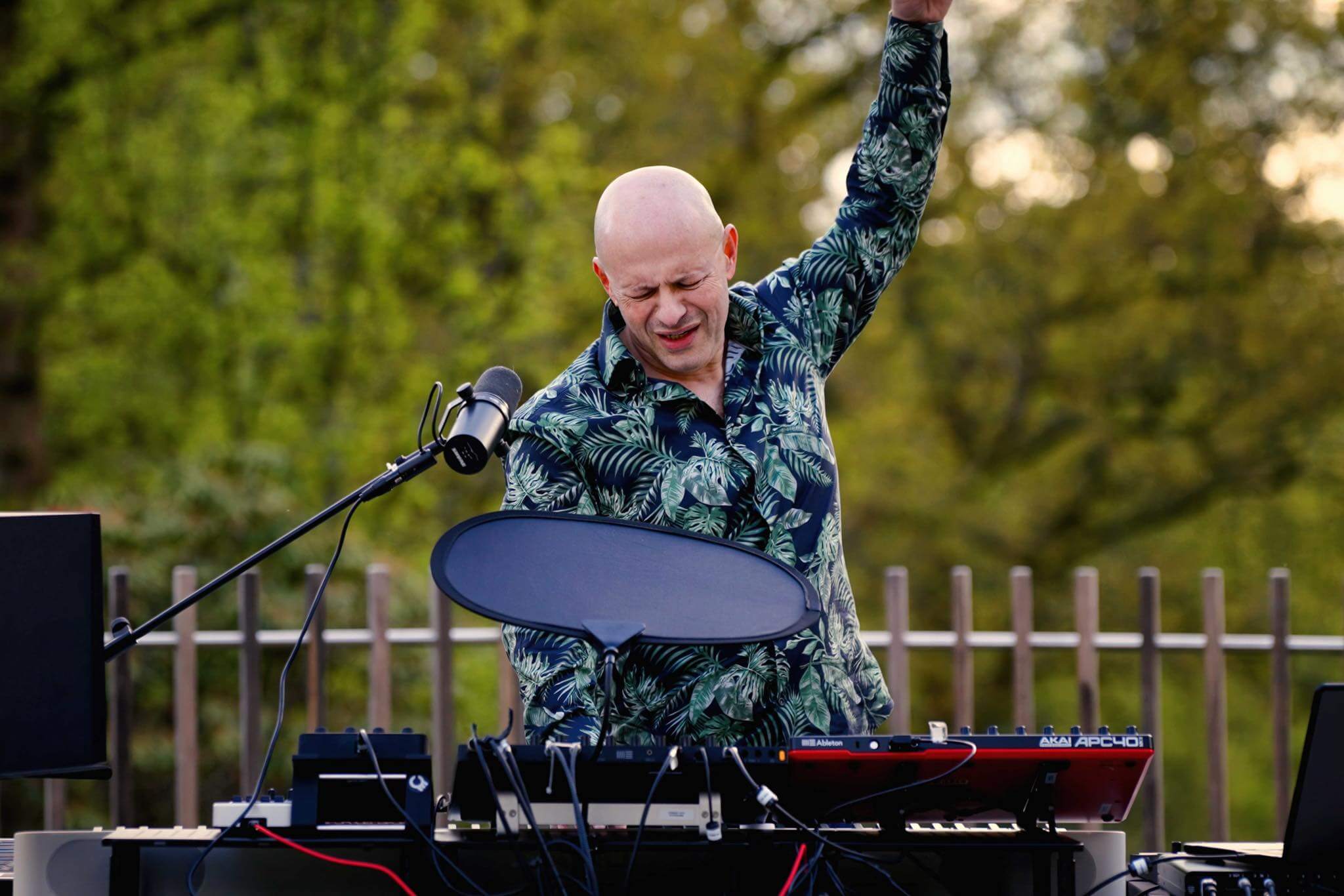 Darren Tate releases spectacular album 'Metamorphosis'