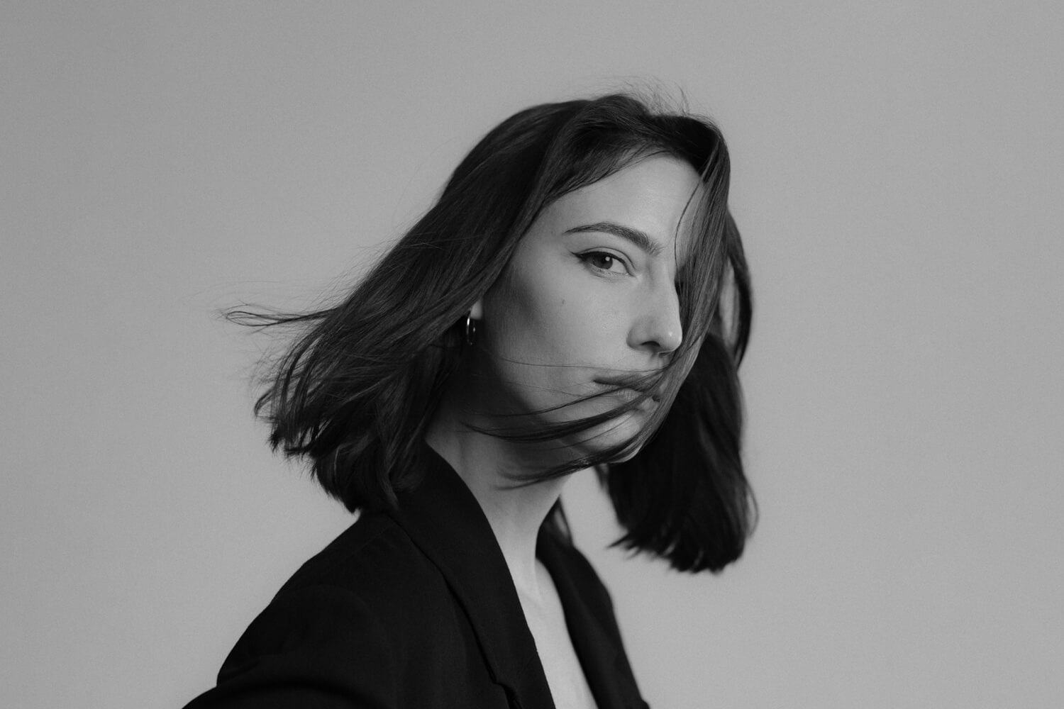 Amelie Lens drops highly-anticipated single 'Falling For You' | House Nest