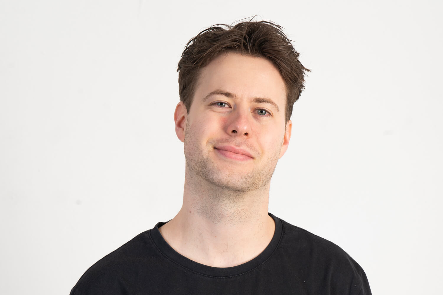 Tim Hox shares new single ‘Saltare’